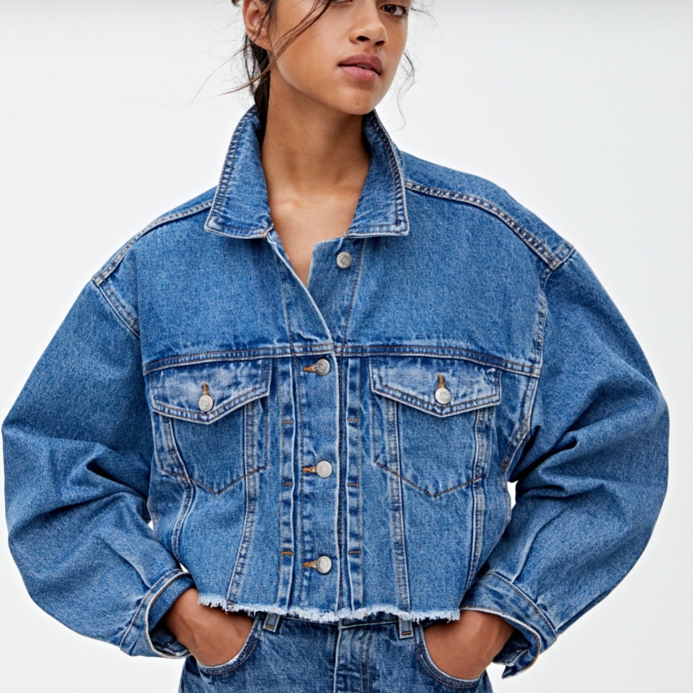 Pull&Bear Oversized Cropped Denim Jacket With Pleats - Gem